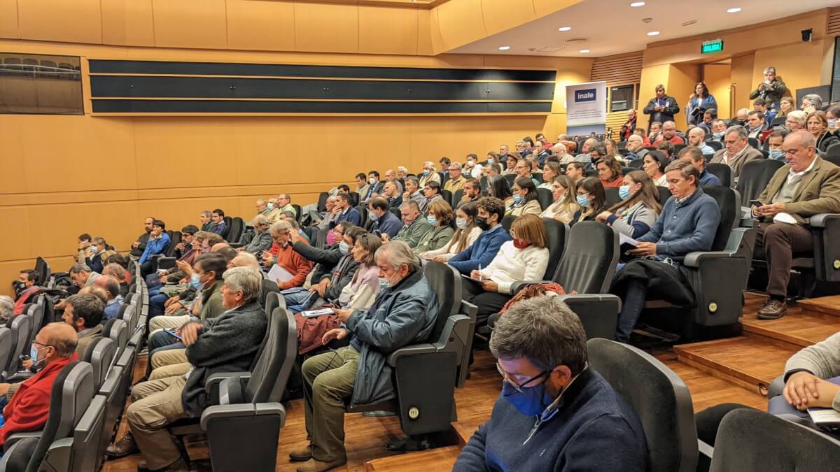 Sala colmada y reencuentro en el Foro INALE 2022 - Inale